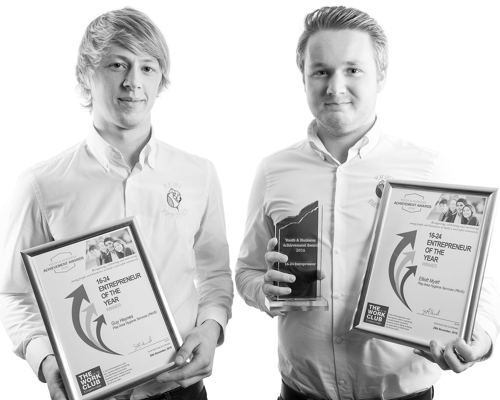 about-elliot-guy-entrepreneurs - The Plastic Company